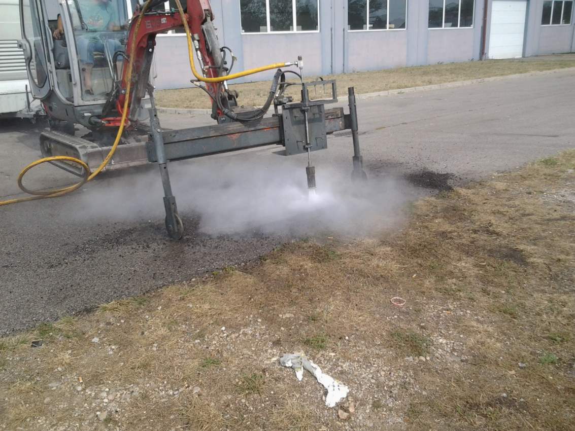 Frezanje asfalta z vodo - robot - Blaster-Sanacije d.o.o.